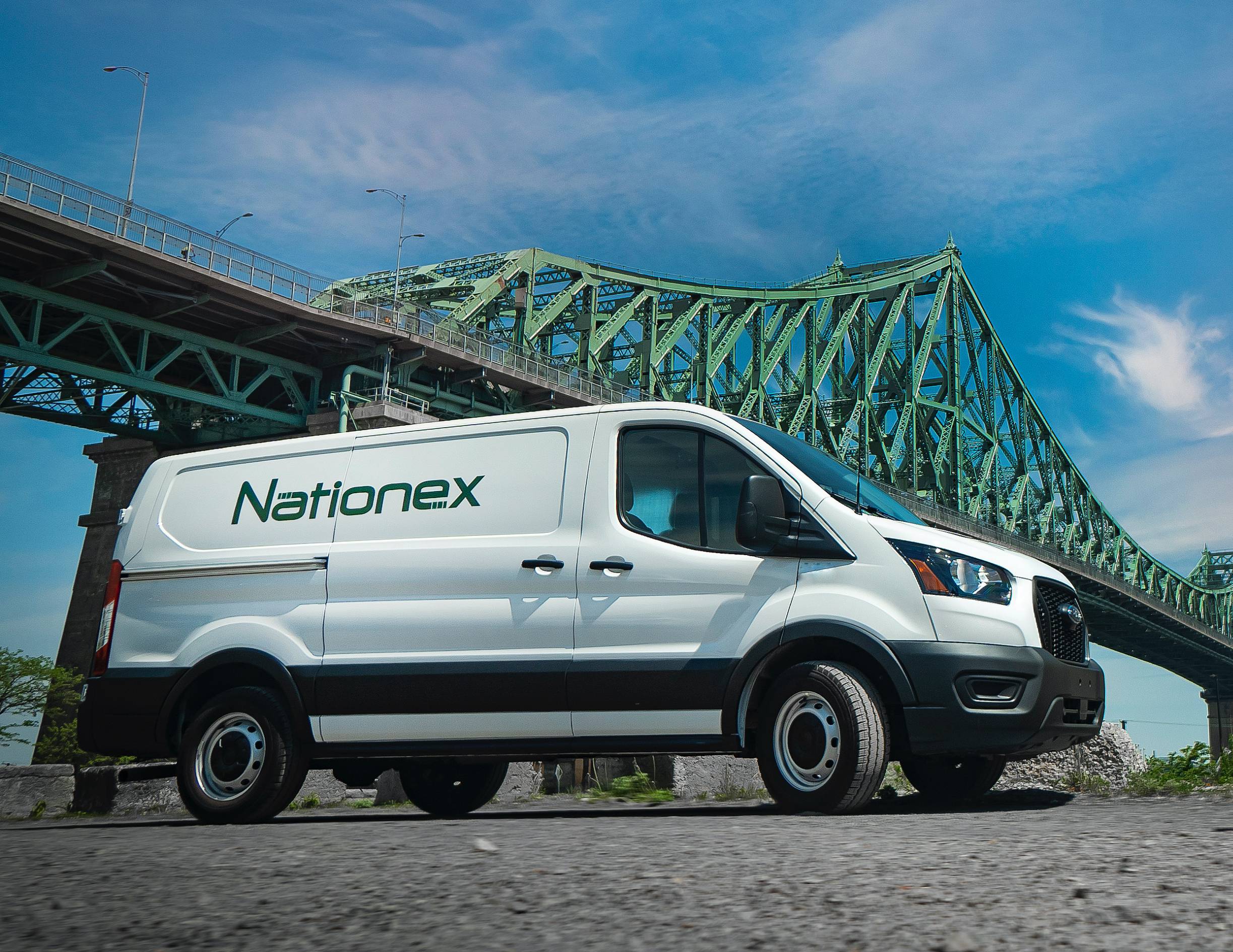 Parcel delivery across Canada | Nationex